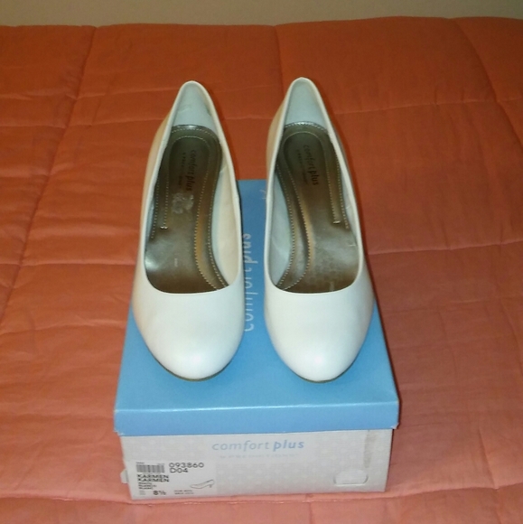 comfort plus by Predictions | Shoes | Women 3 Inch White Heels | Poshmark